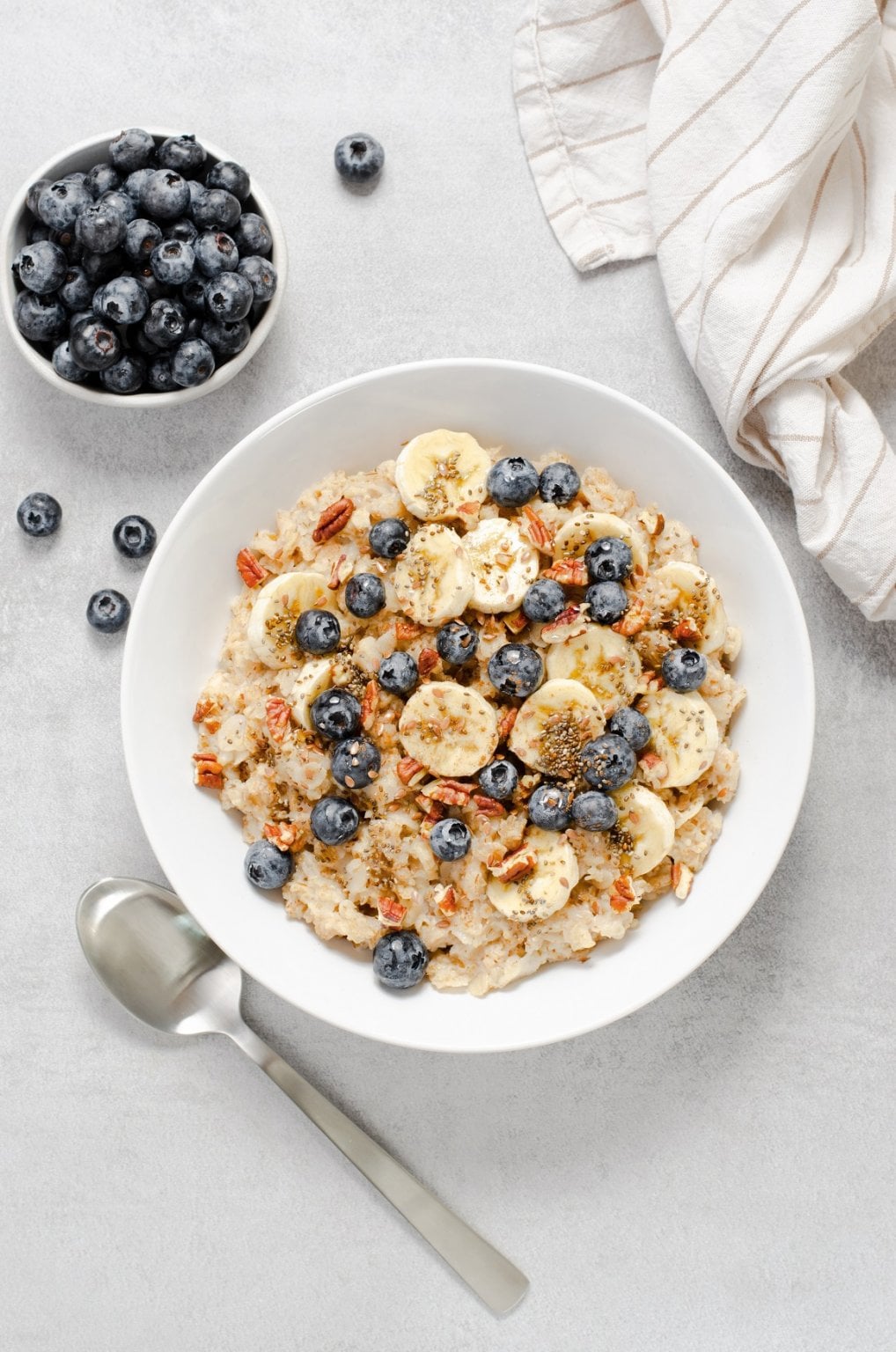 Zobena kaša s jogurtom: Tri moćna recepta za doručak
